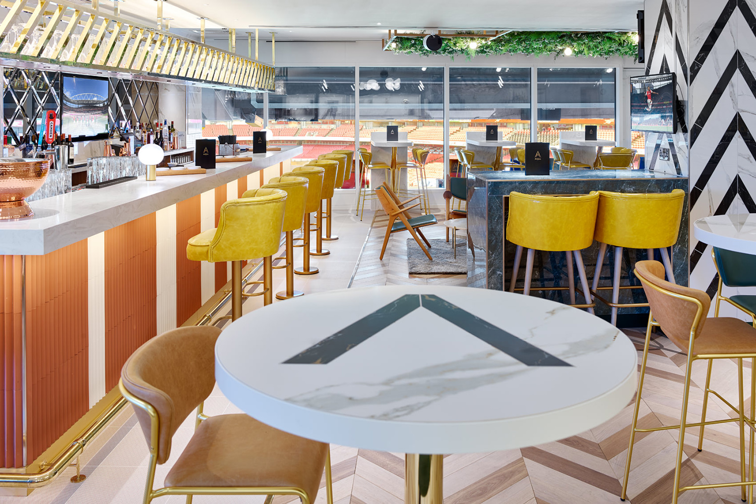 Avenell, Arsenal - Kate and Sam